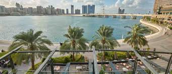 أفضل مطاعم في ابوظبي دليلك الشامل لتجربة طعام مميزة